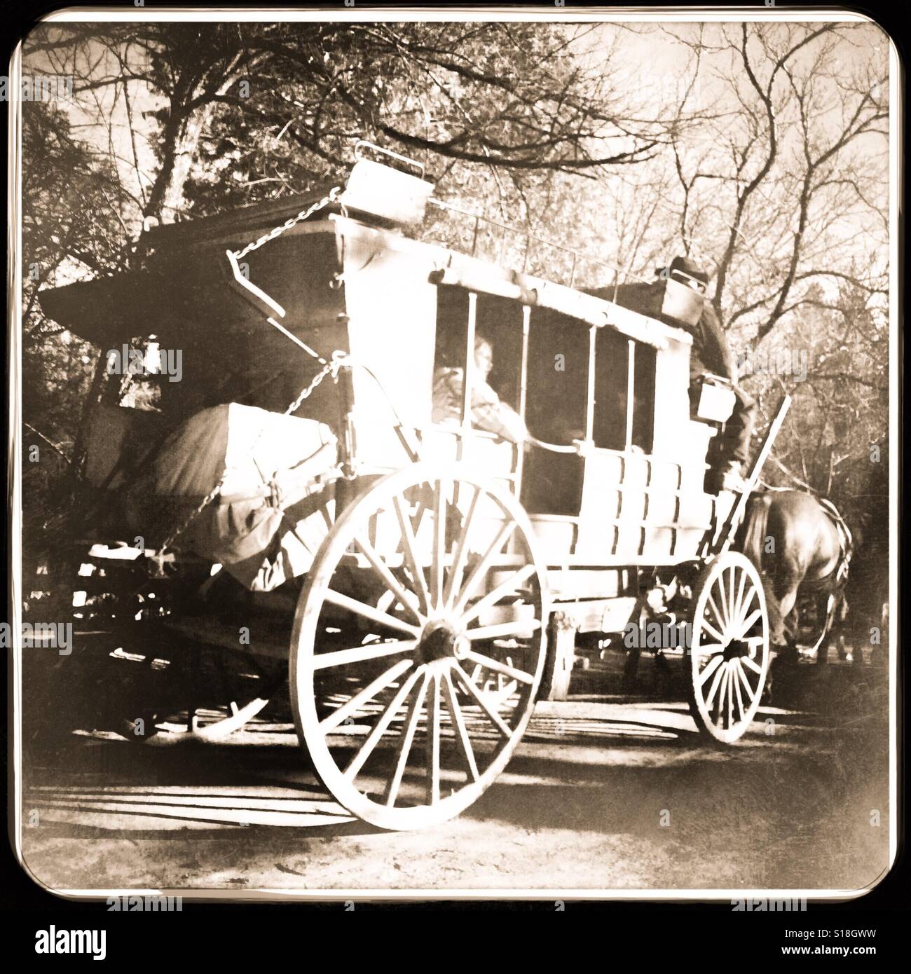 Vintage stagecoach hi-res stock photography and images - Alamy