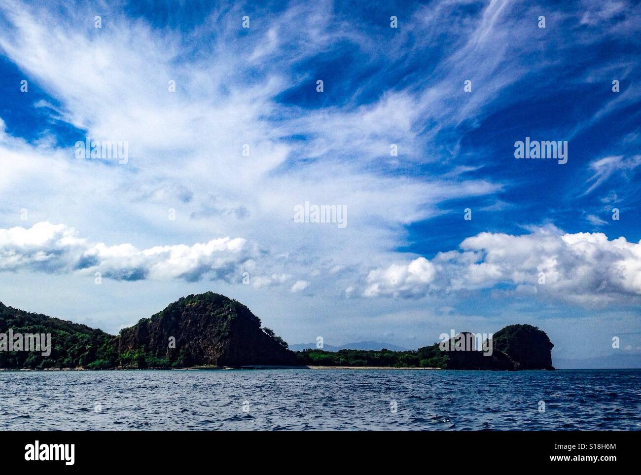 Blinding sea hi-res stock photography and images - Alamy
