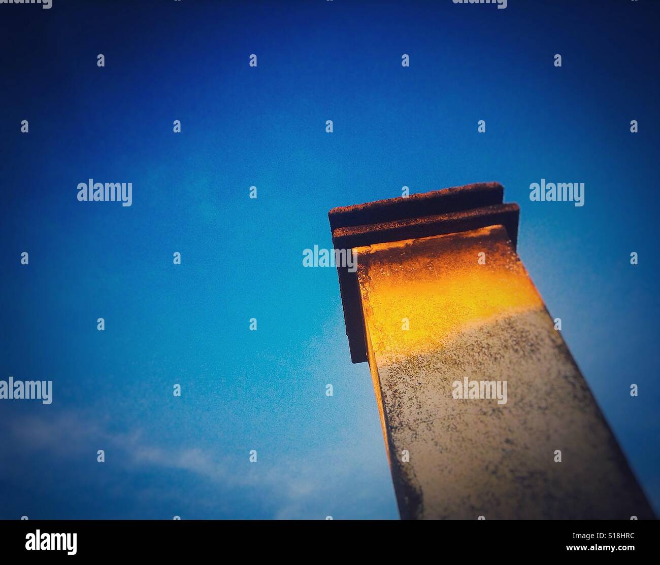 Chimney rooftops hi-res stock photography and images - Alamy