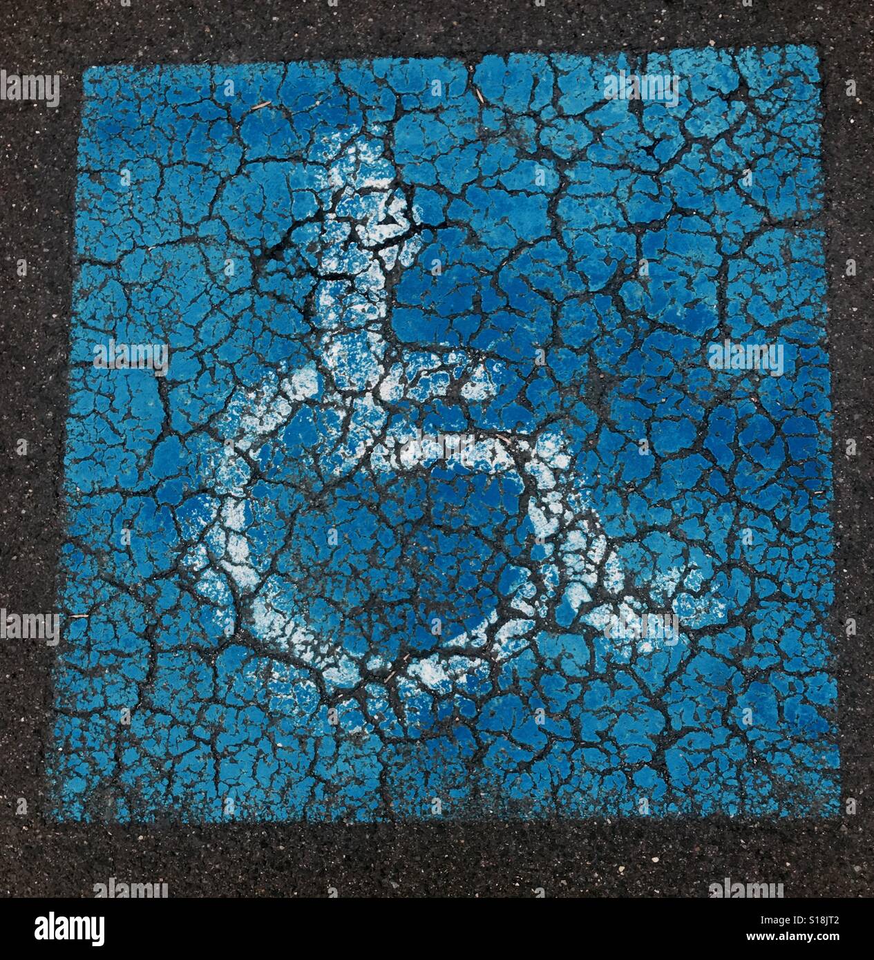 Disabled street sign hi-res stock photography and images - Alamy