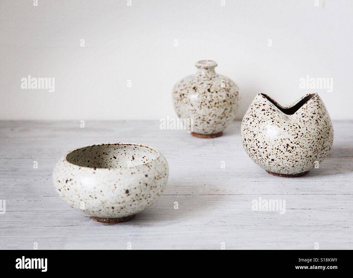Modern pottery hi-res stock photography and images - Alamy