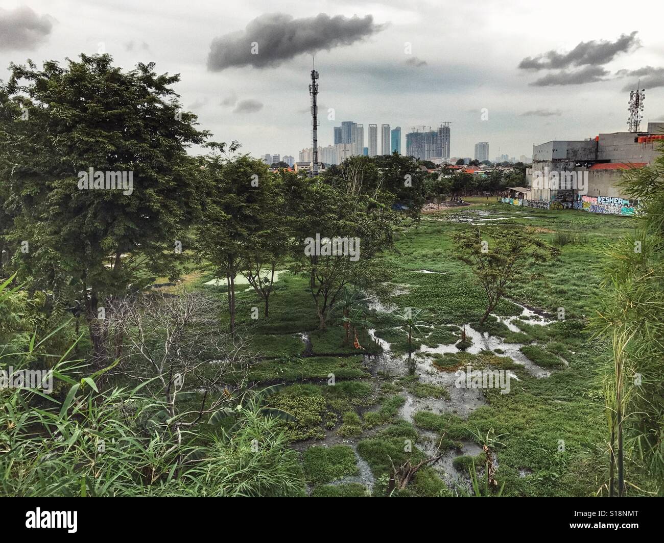 Empty land hi-res stock photography and images - Alamy