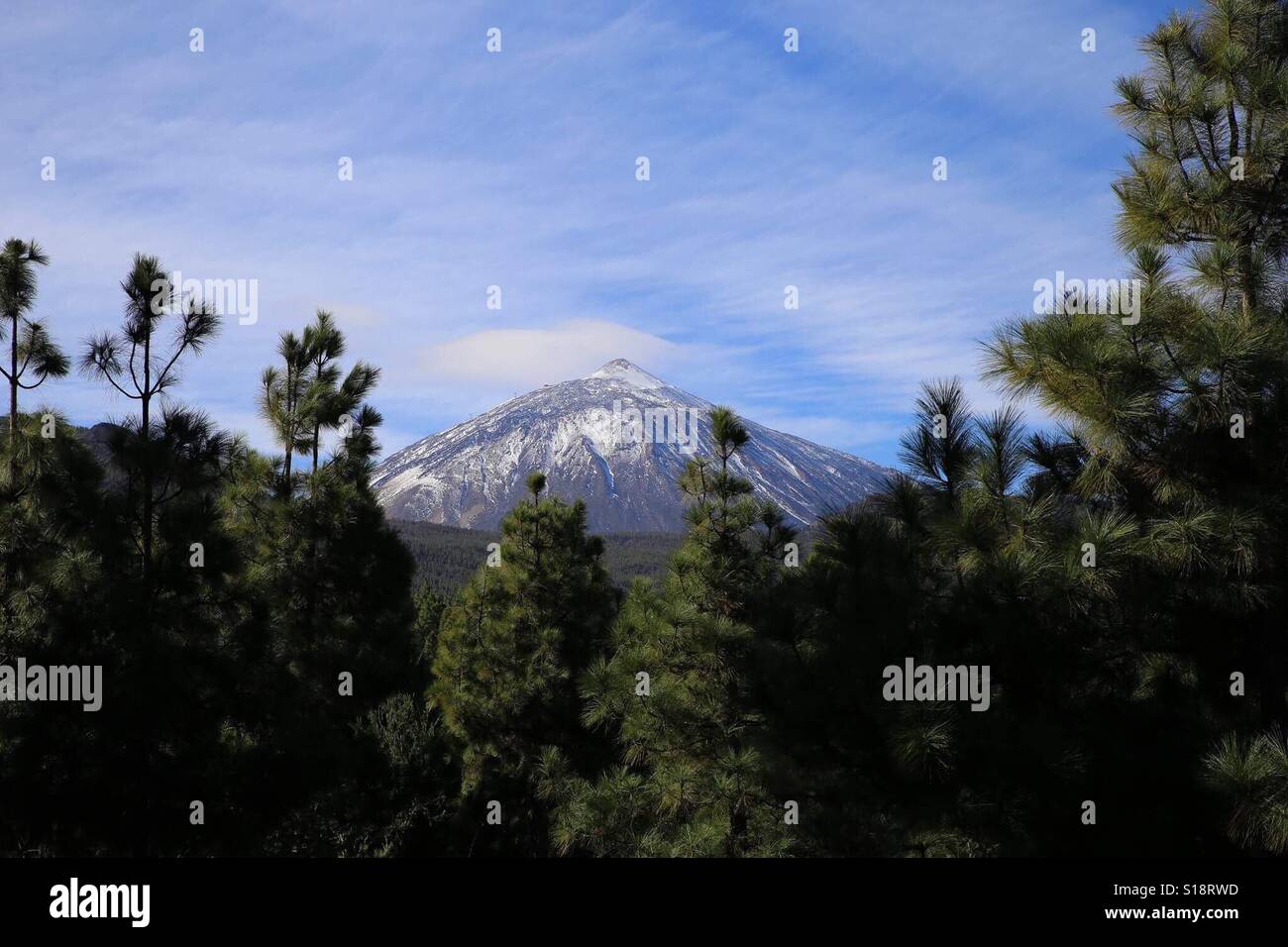 Mount tiede hi-res stock photography and images - Alamy