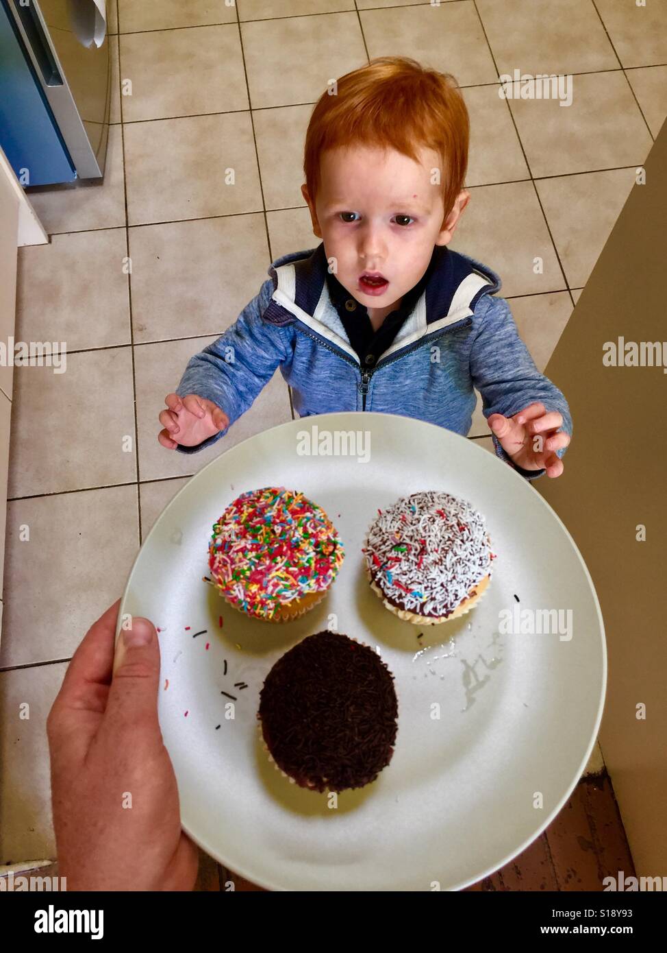 Toddler cake hi-res stock photography and images - Alamy