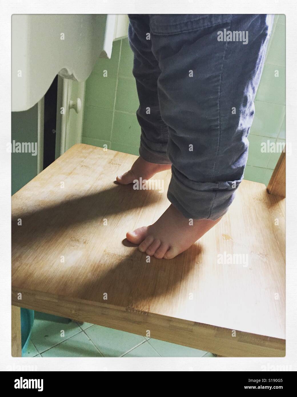 Tip toes hi-res stock photography and images - Alamy