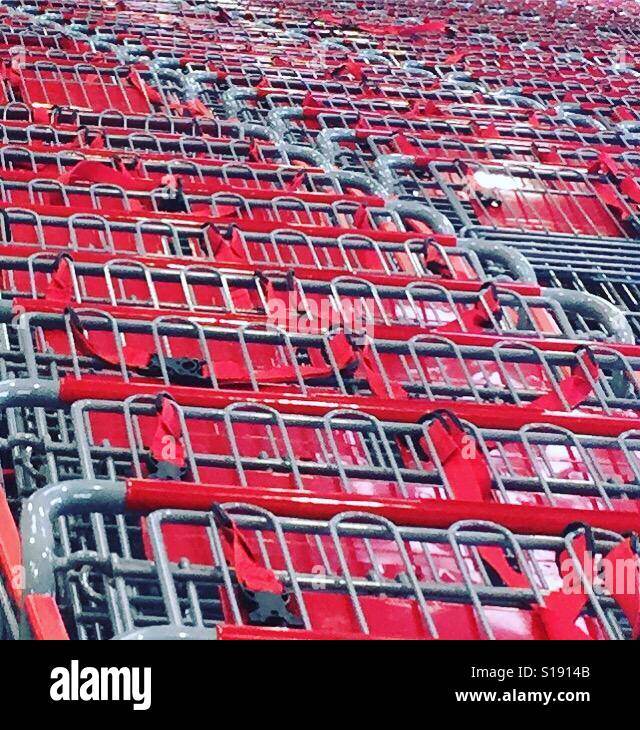 Red shopping trolley hi-res stock photography and images - Alamy