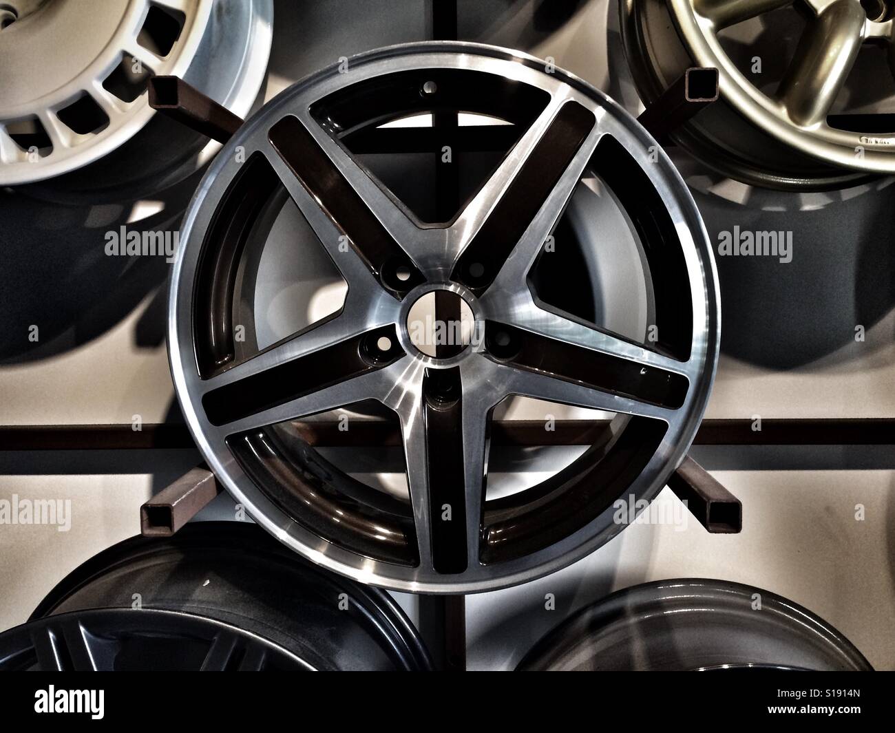 Alloy rims hi-res stock photography and images - Alamy
