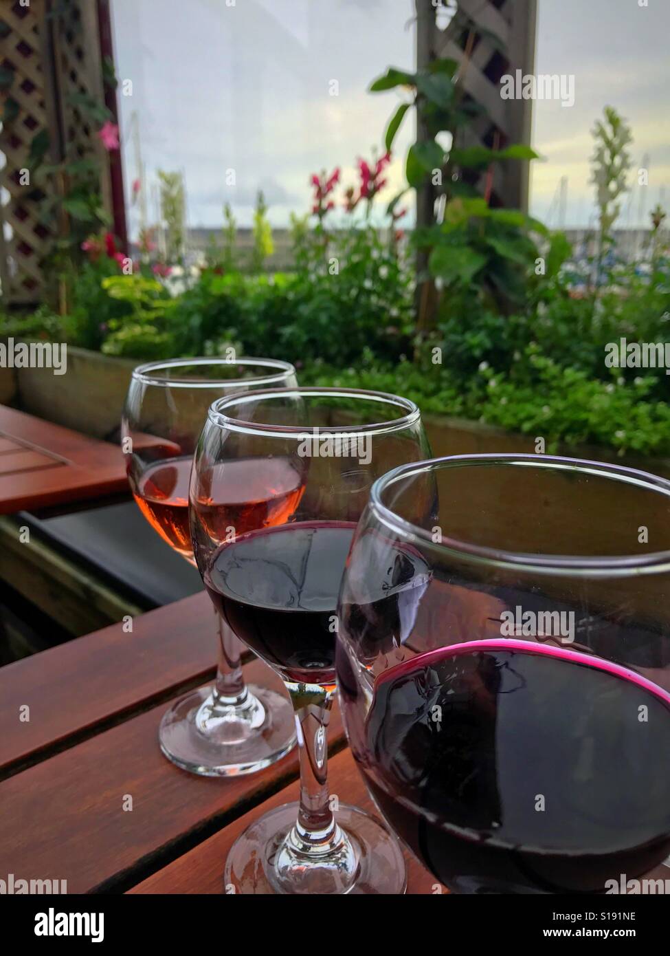Red wine flight hi-res stock photography and images - Alamy
