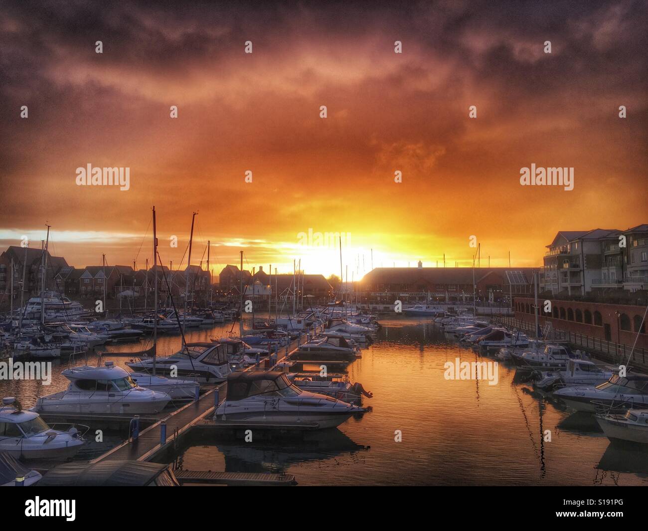 Sunset eastbourne hi-res stock photography and images - Alamy