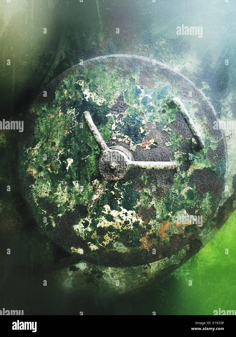 Old capsule hi-res stock photography and images - Alamy