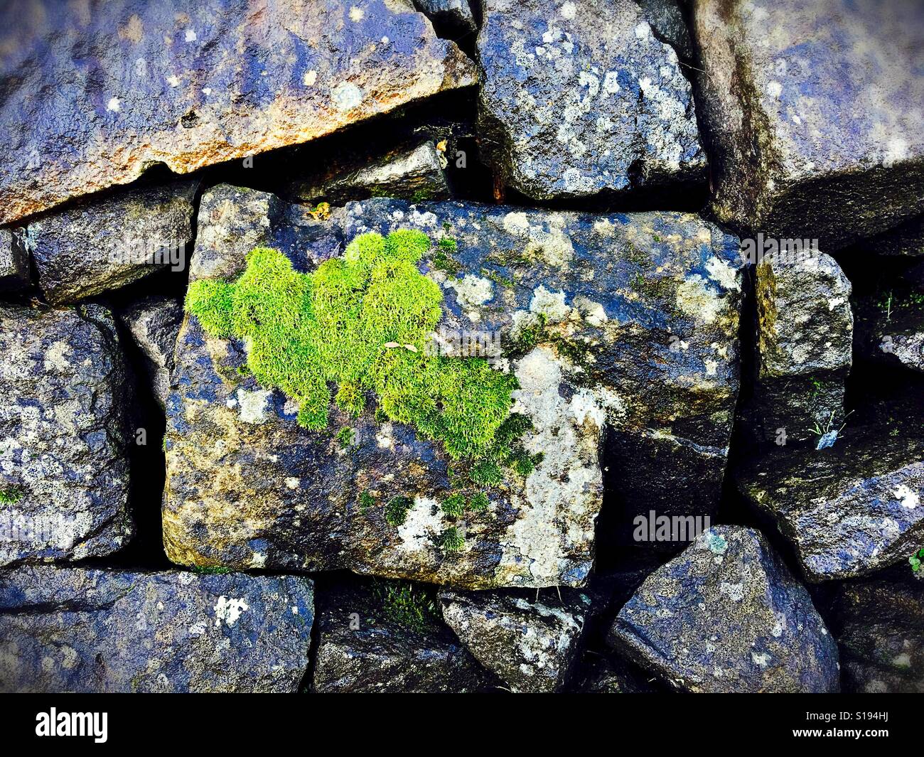 Dark rock hi-res stock photography and images - Alamy