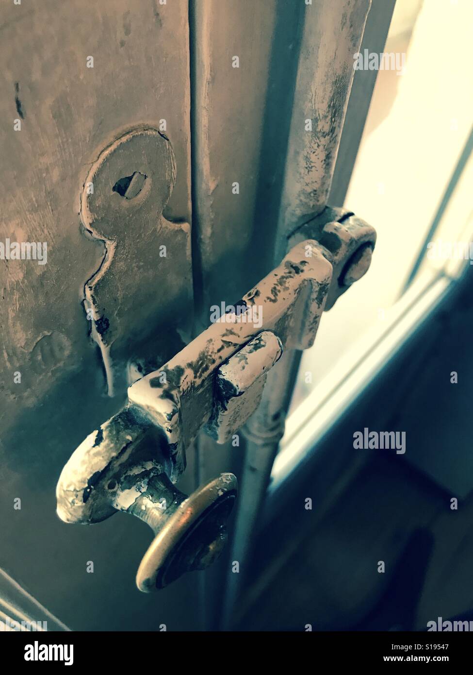 Old window lock hi-res stock photography and images - Alamy