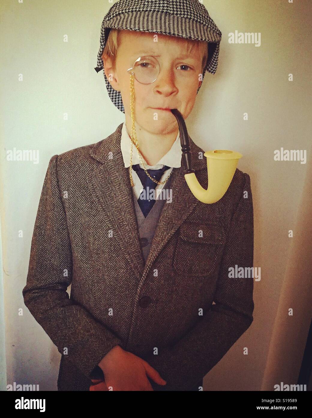 Guess who hi-res stock photography and images - Alamy