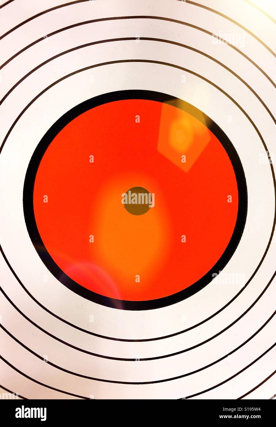 Target circle hi-res stock photography and images - Alamy