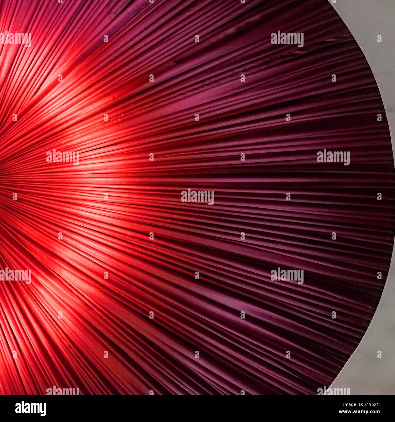 Folds of material hi-res stock photography and images - Alamy