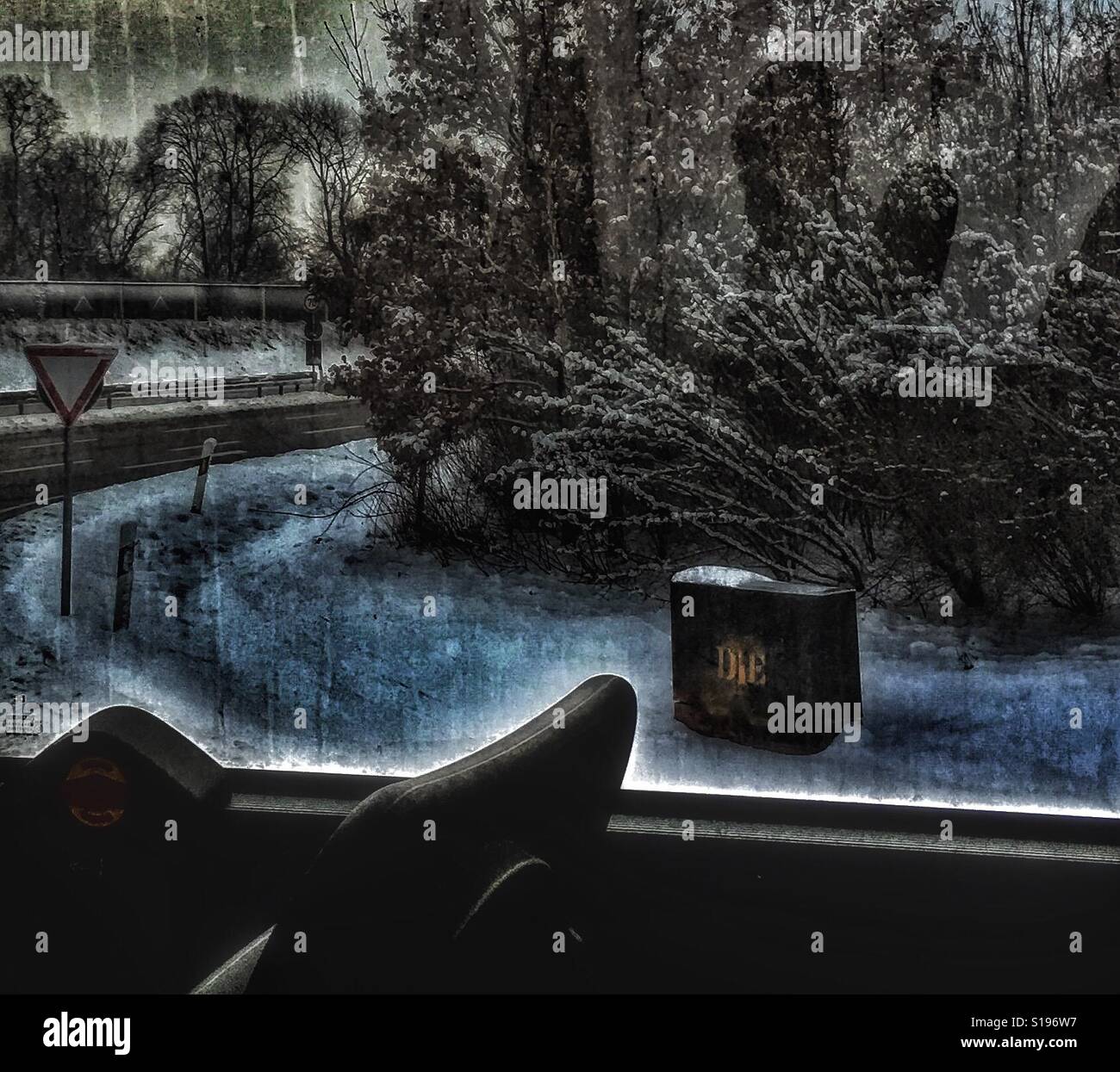 Creepy window hi-res stock photography and images - Alamy