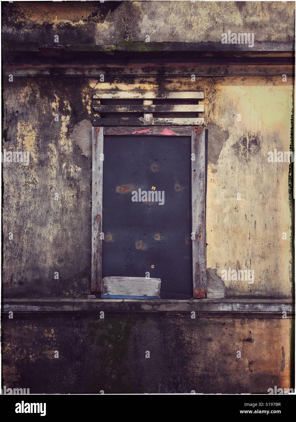 Side view window Stock Photo - Alamy