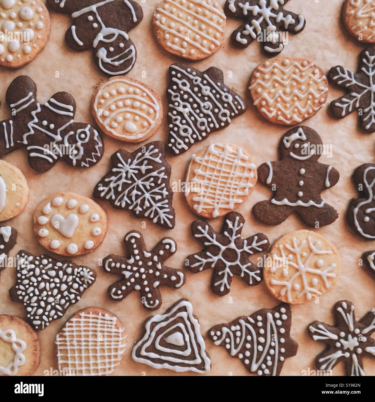 Holidays table hi-res stock photography and images - Alamy