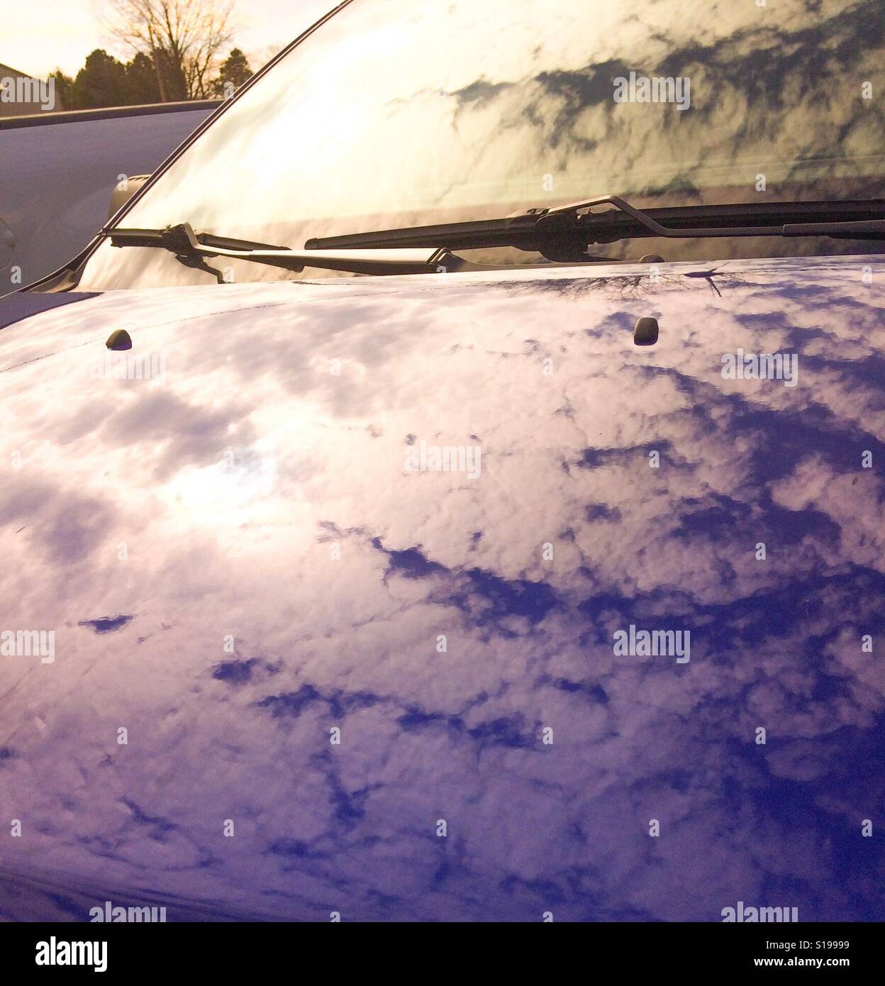 Vehicle reflection hi-res stock photography and images - Alamy