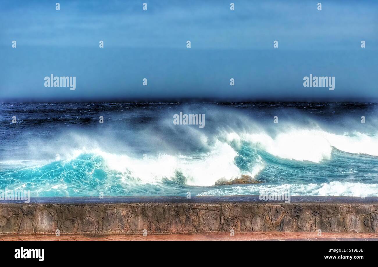 Surf atlantic hi-res stock photography and images - Alamy