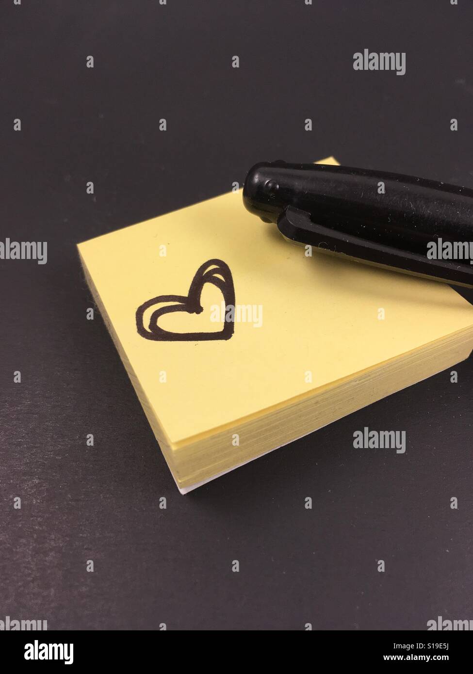 Sticky note hi-res stock photography and images - Alamy