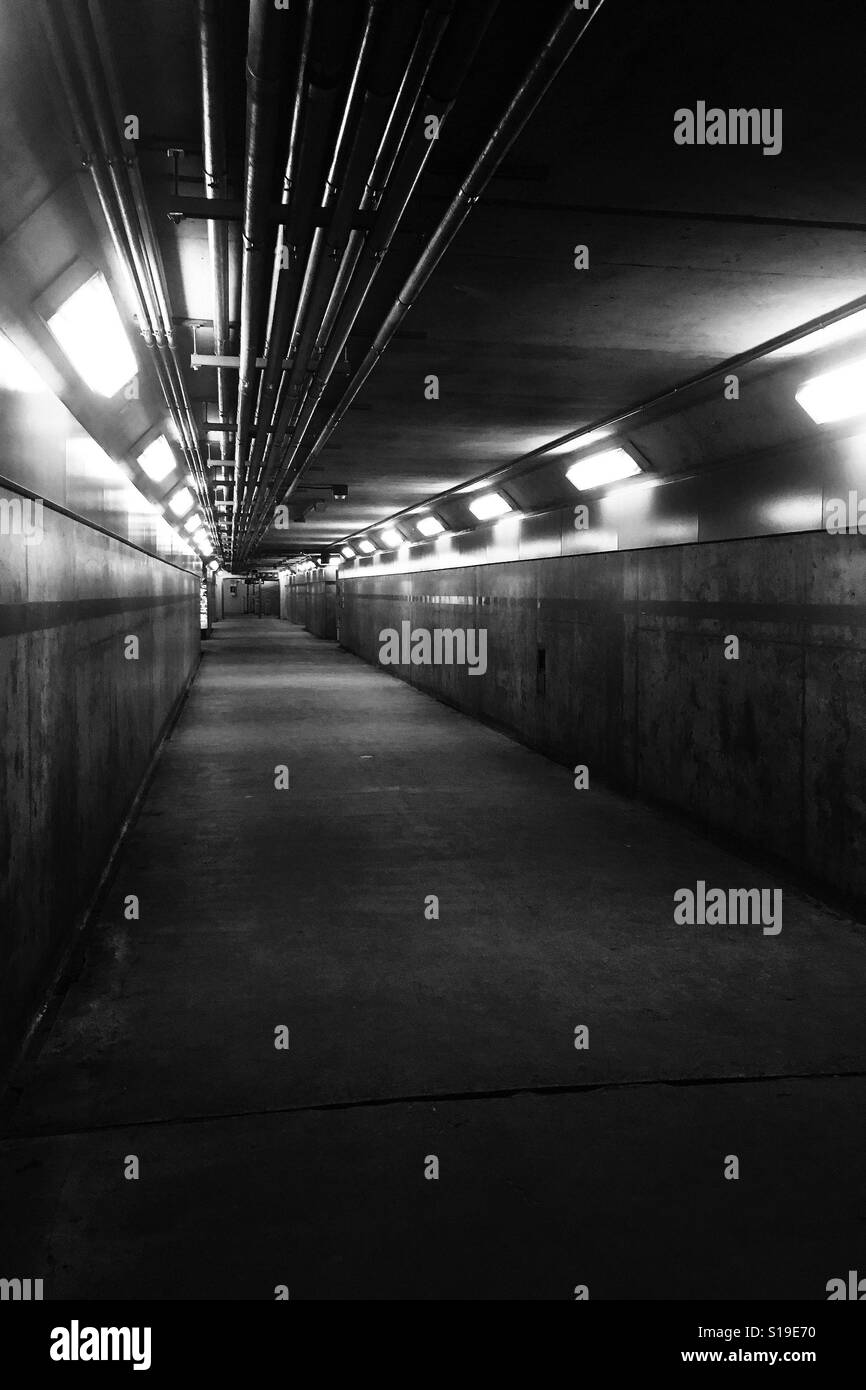 Train tunnel hi-res stock photography and images - Alamy