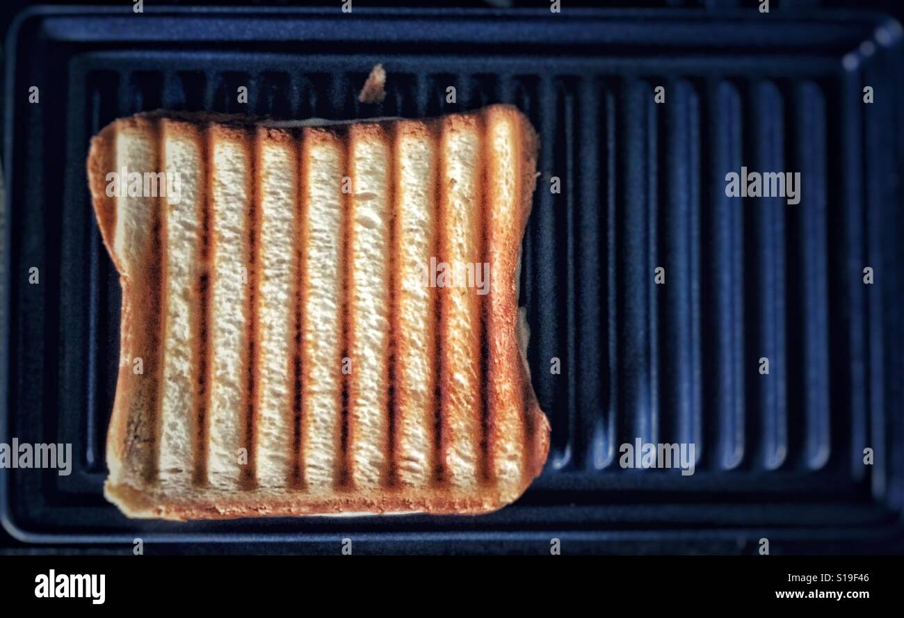 Toasted cheese sandwich hi-res stock photography and images - Alamy