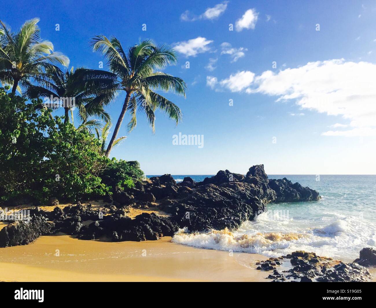 Secret Beach Maui High Resolution Stock Photography and Images - Alamy