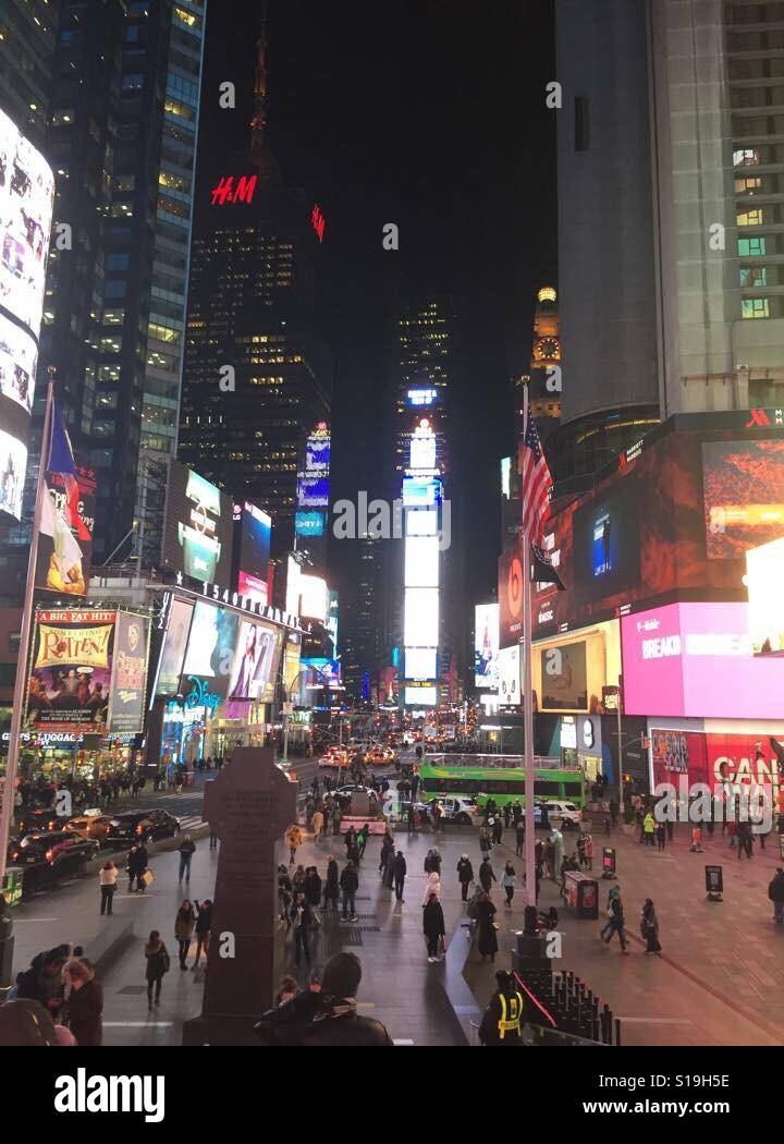 Timesquare hi-res stock photography and images - Alamy