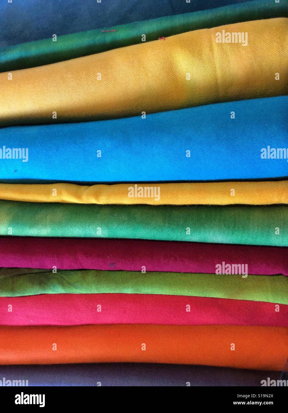 Fabrics color hi-res stock photography and images - Alamy