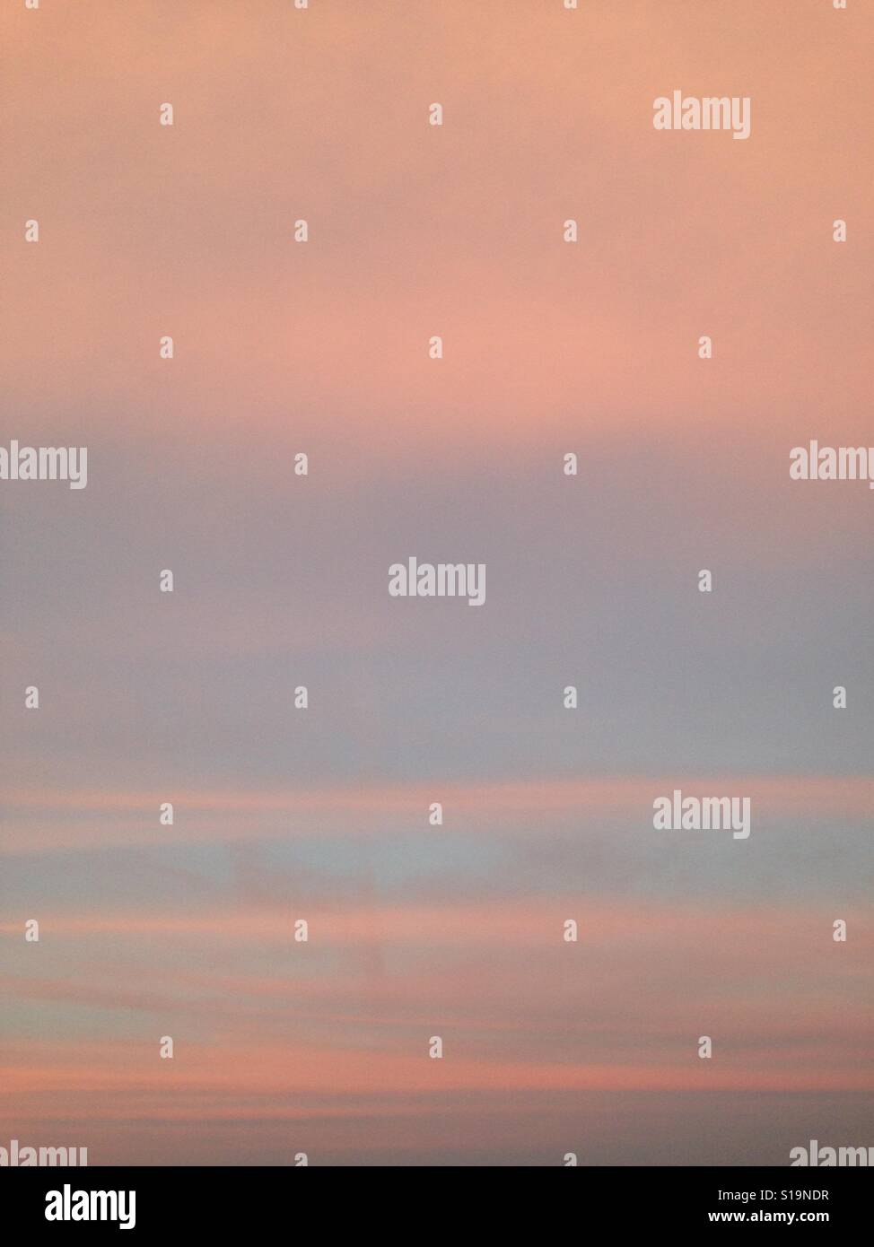 Pink sunset desert hi-res stock photography and images - Alamy