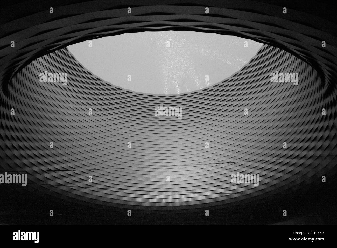 Metal loop Black and White Stock Photos & Images - Alamy