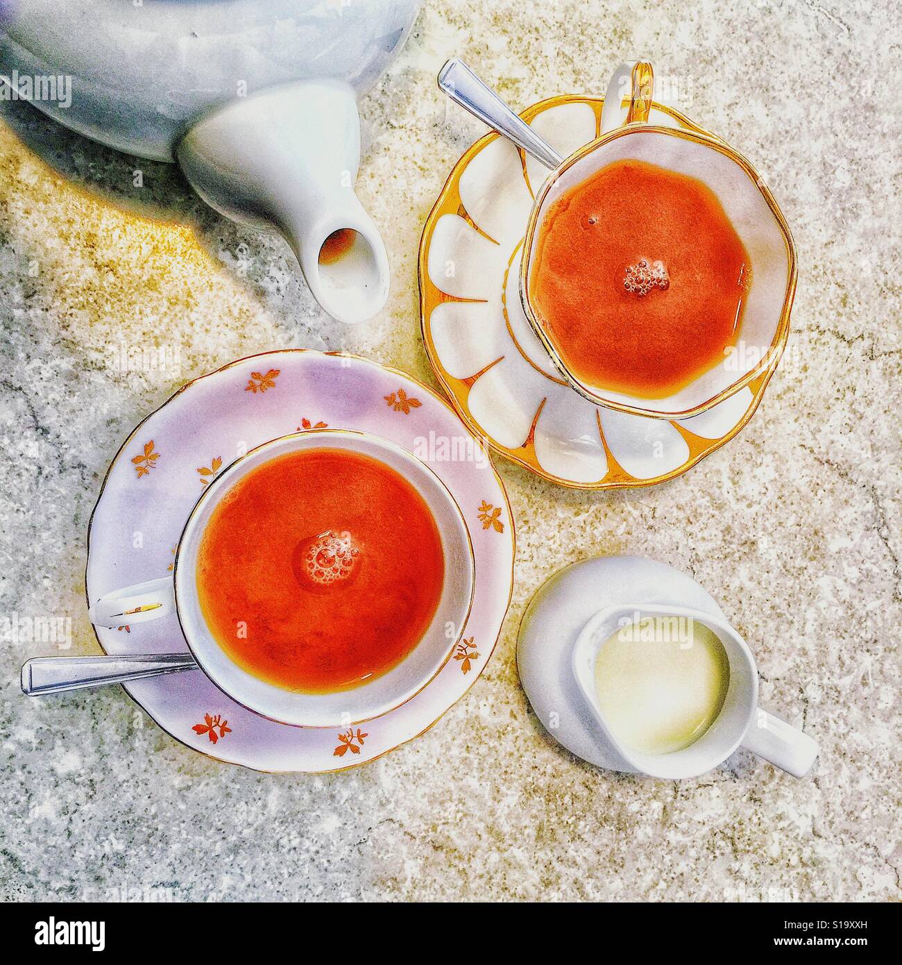 Two cups of tea Stock Photo - Alamy