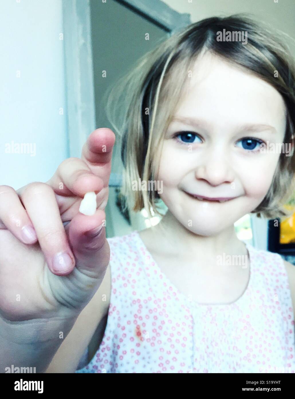 Lost tooth hi-res stock photography and images - Alamy