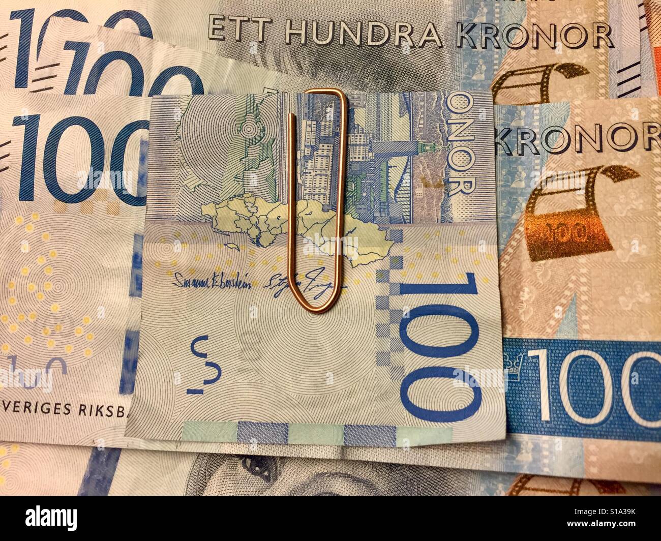Kronor notes hi-res stock photography and images - Alamy
