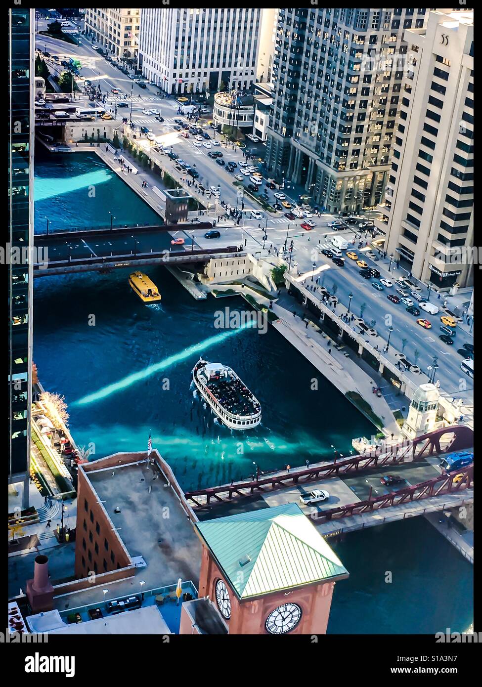 See through buildings hi-res stock photography and images - Alamy