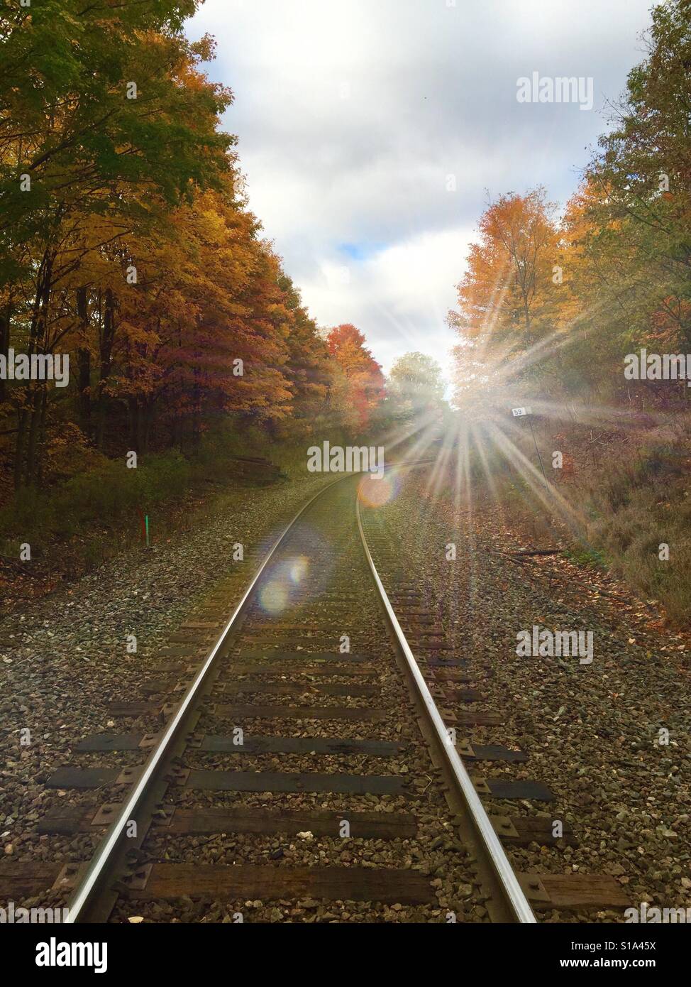 Rail road tracks hi-res stock photography and images - Alamy