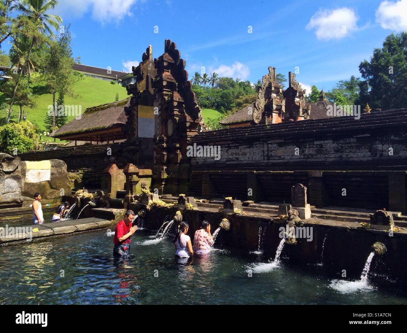 Balinese holy water spring hi-res stock photography and images - Alamy