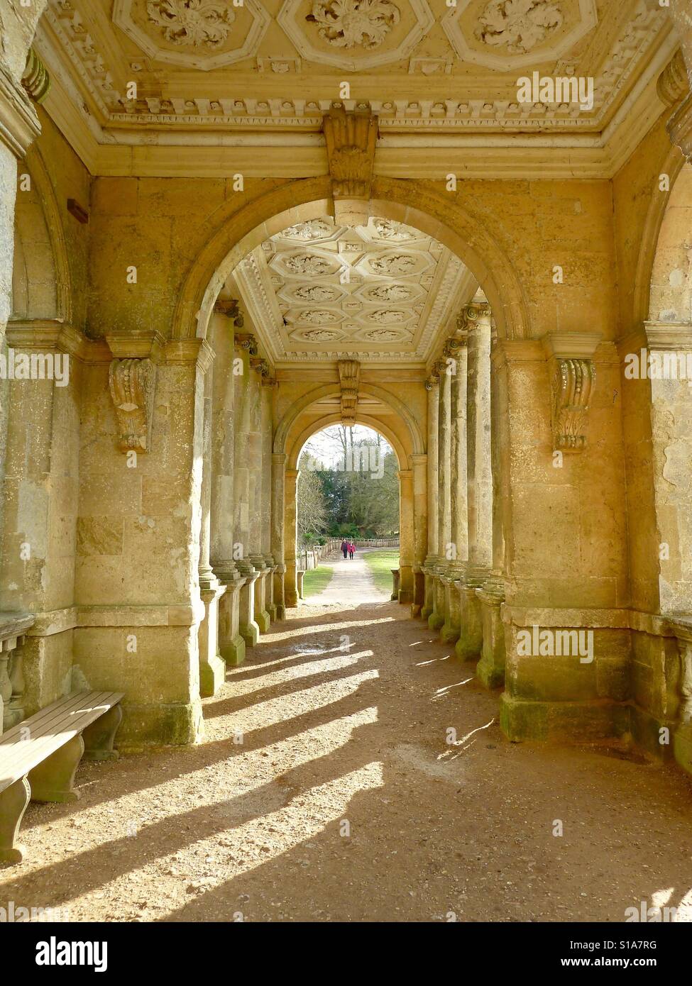 Shadow architecture hi-res stock photography and images - Alamy