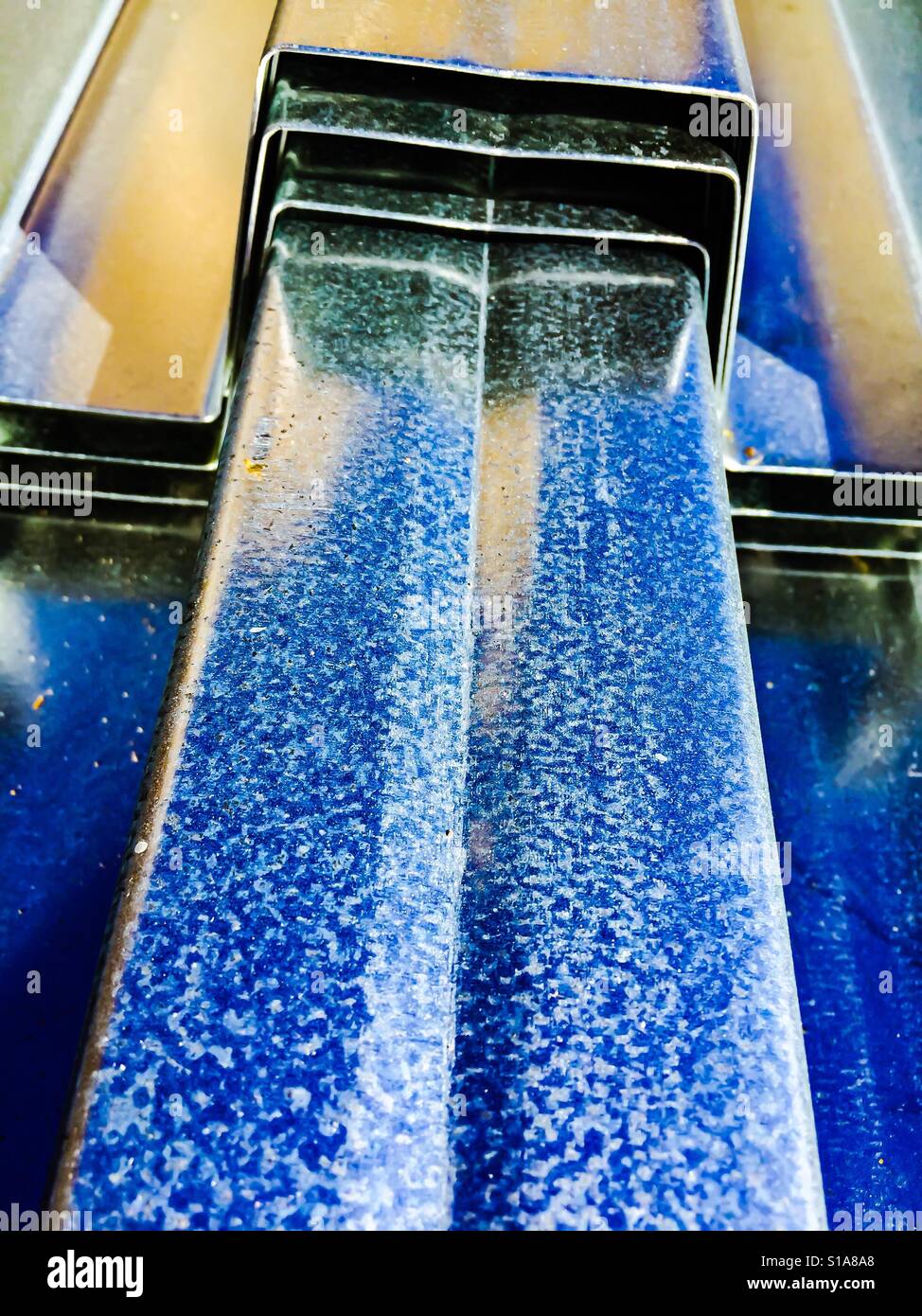 Metal shapes hi-res stock photography and images - Alamy