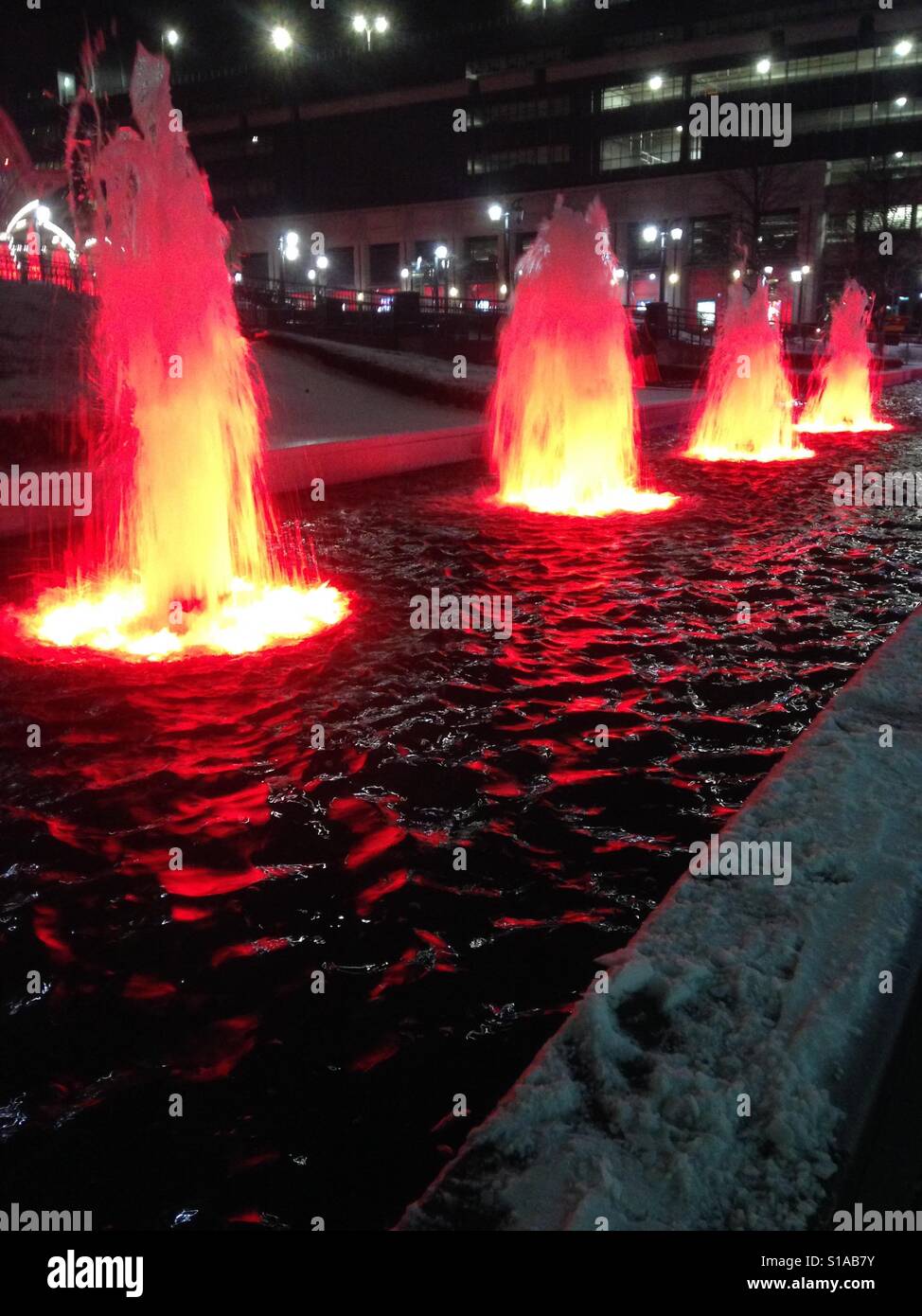 Red falls hi-res stock photography and images - Alamy