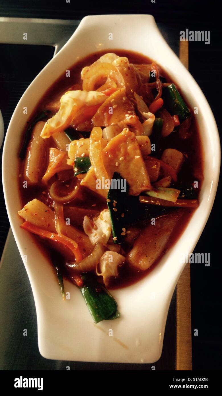 Toppoki hi-res stock photography and images - Alamy