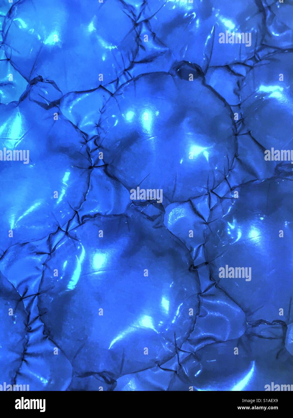 Very big bubbles hi-res stock photography and images - Alamy