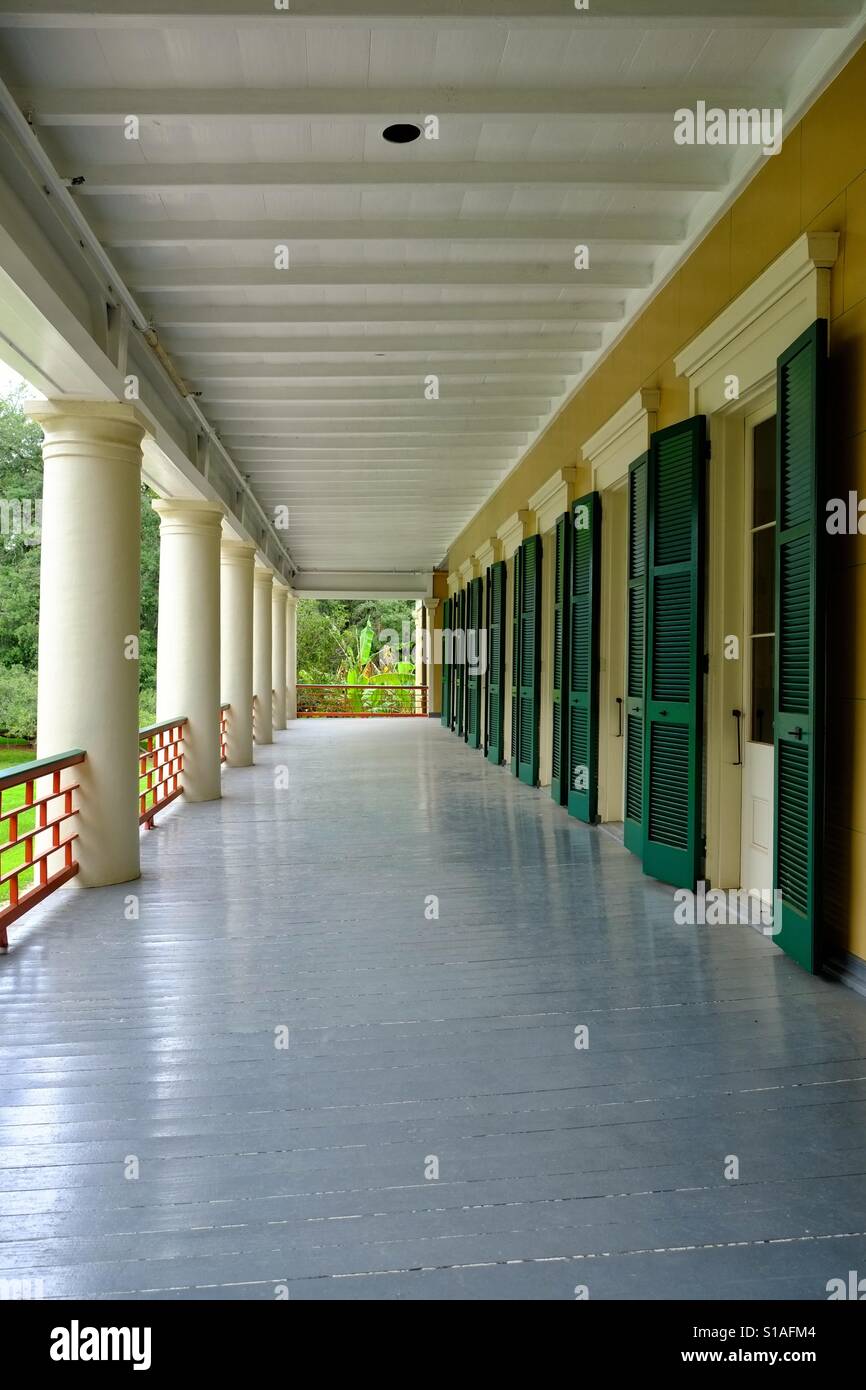 House corridor and doors hi-res stock photography and images - Alamy