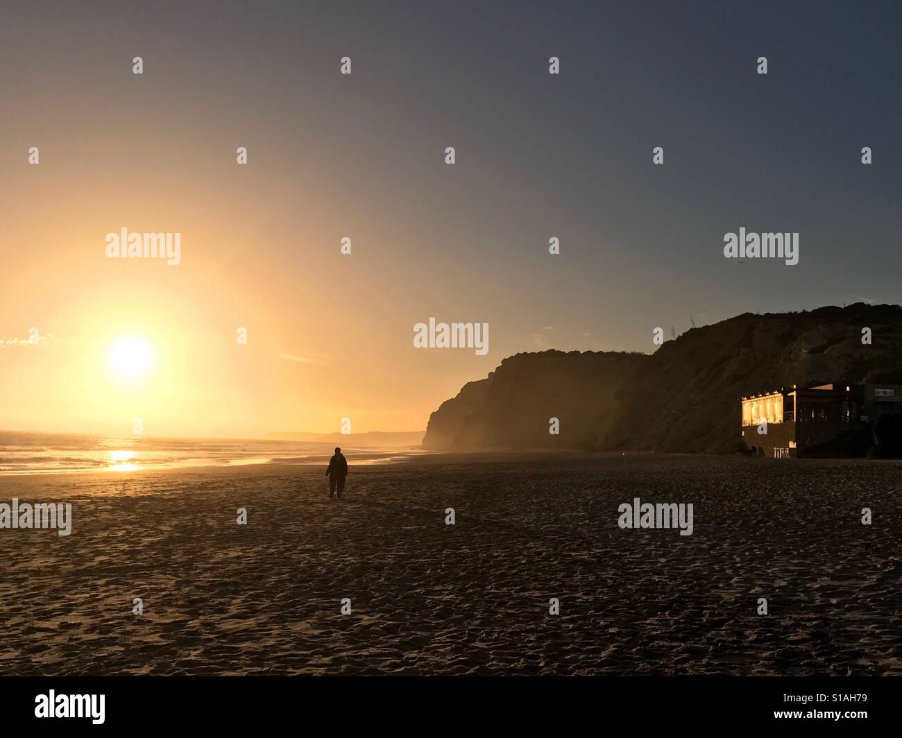 Beautiful sunset on beach silhouette smartphone stock photos and images ...