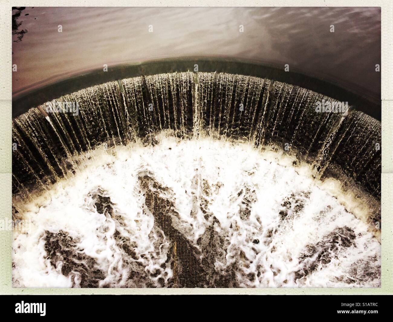 Lake flow hi-res stock photography and images - Alamy