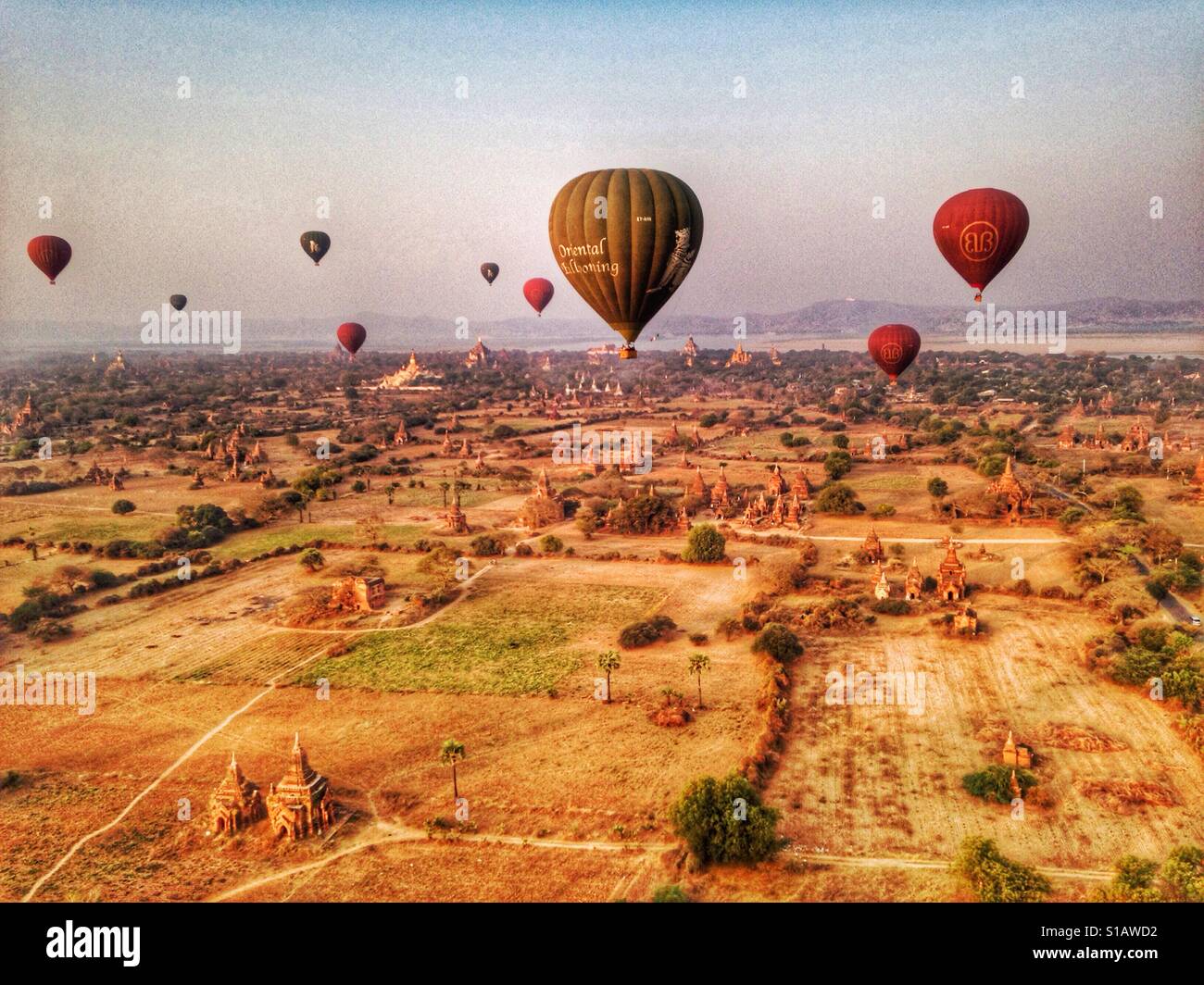 Hot air balloons ride over Bagan, Myanmar Stock Photo - Alamy