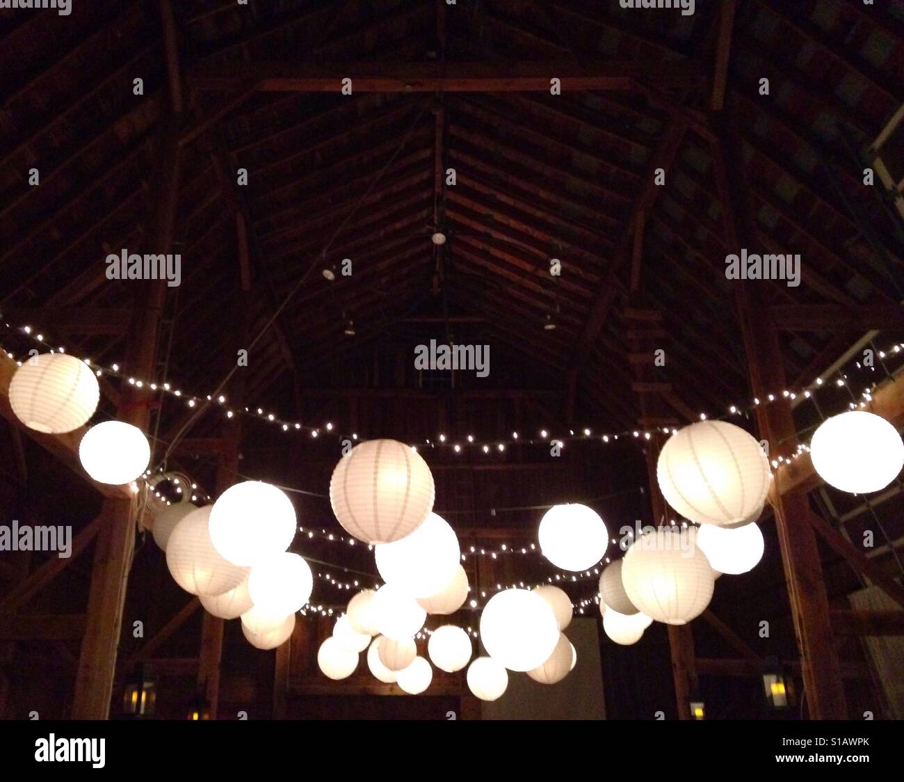 White party lights hi-res stock photography and images - Alamy