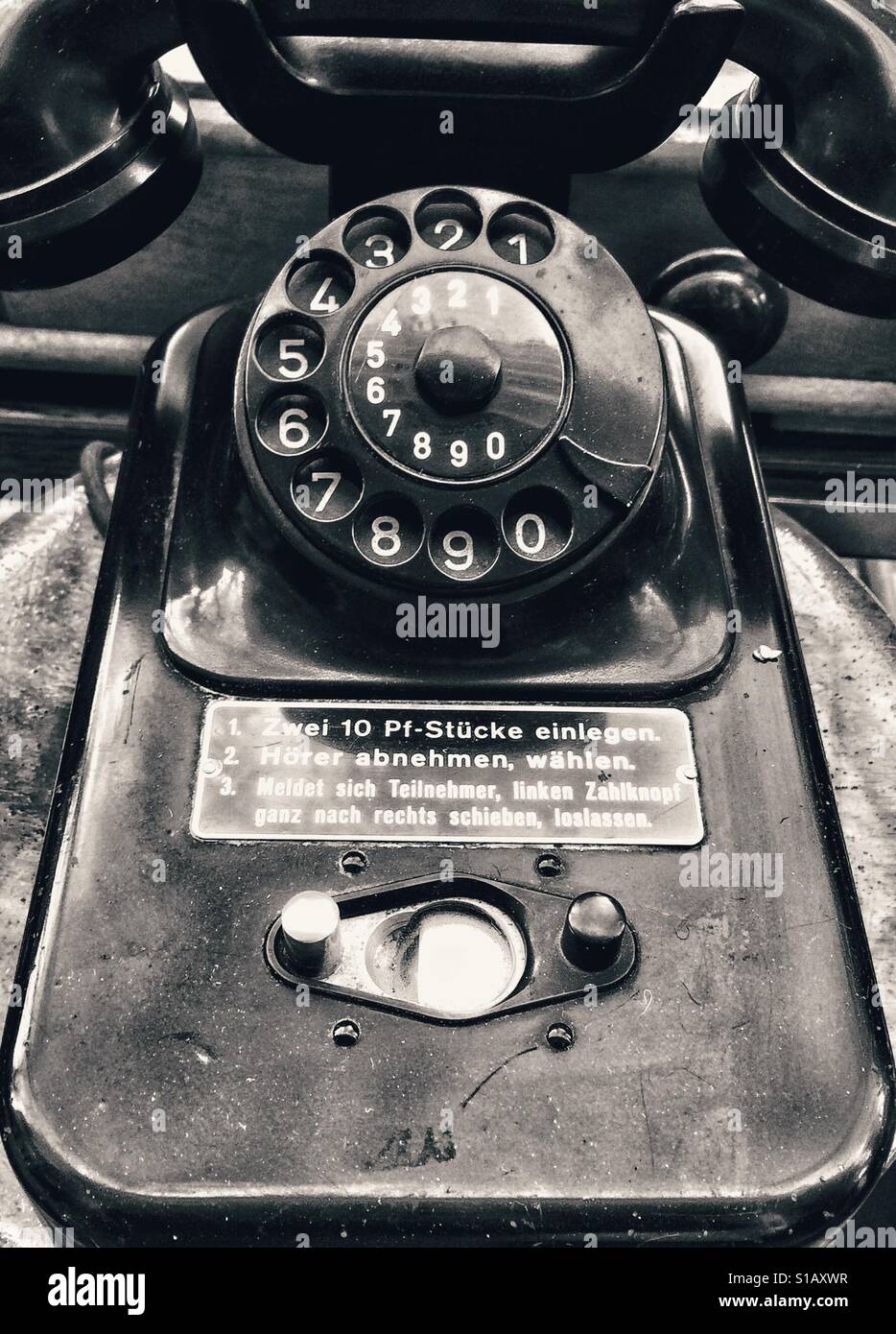 Antique telephone metal hi-res stock photography and images - Alamy