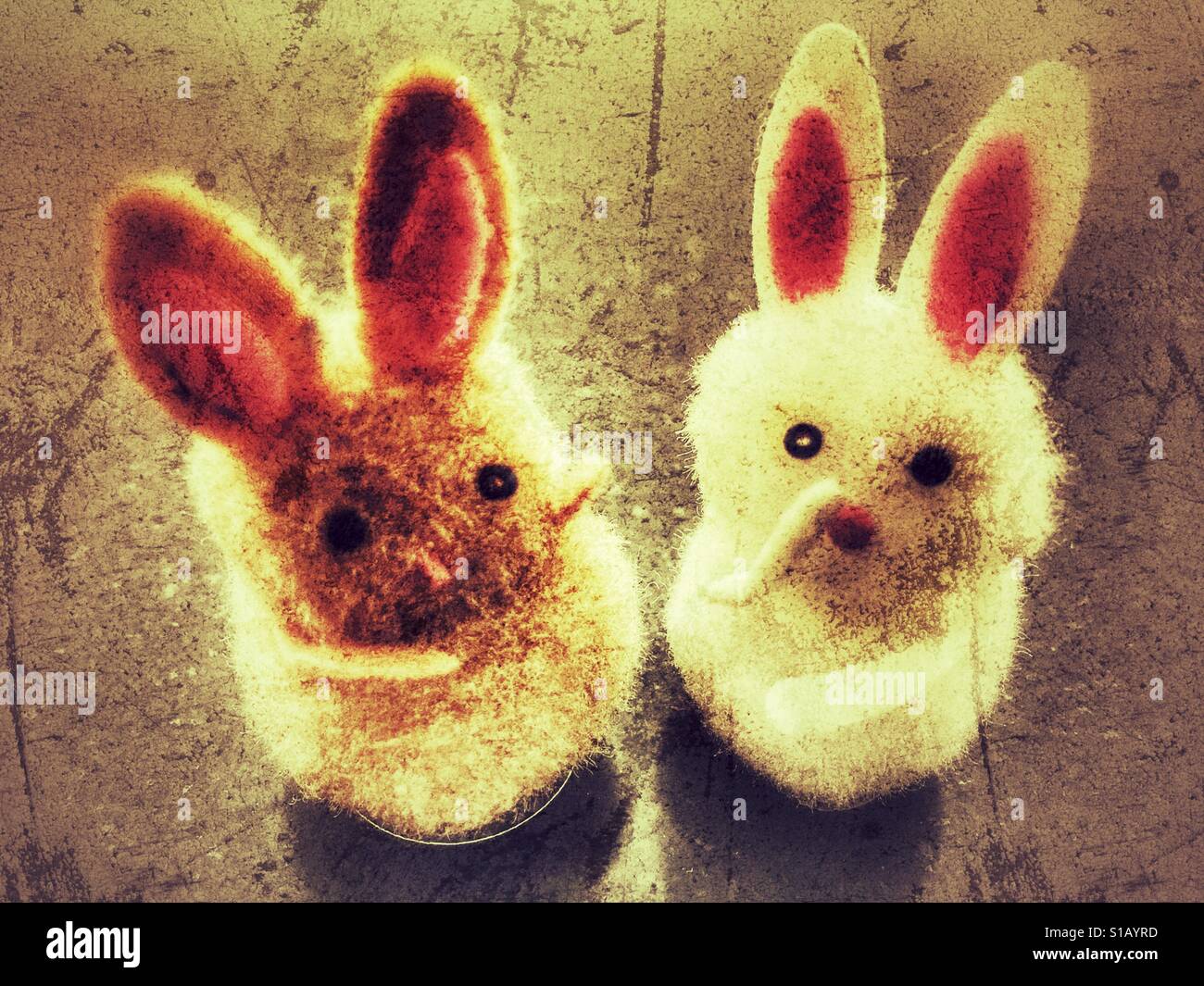 Tiny bunnies hi-res stock photography and images - Alamy